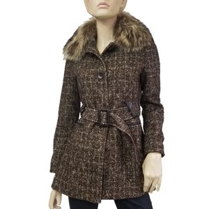 Via Spiga | Jackets & Coats | Via Spiga Wool Blend Coat With Raccoon ...